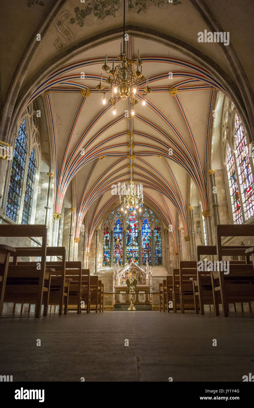 Lady chapel in chichester cathedral hi-res stock photography and images ...