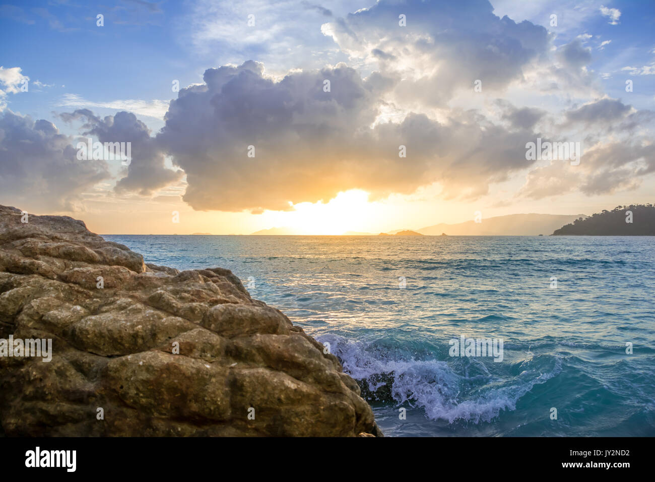 Beautiful daylight and rocks hi-res stock photography and images - Alamy