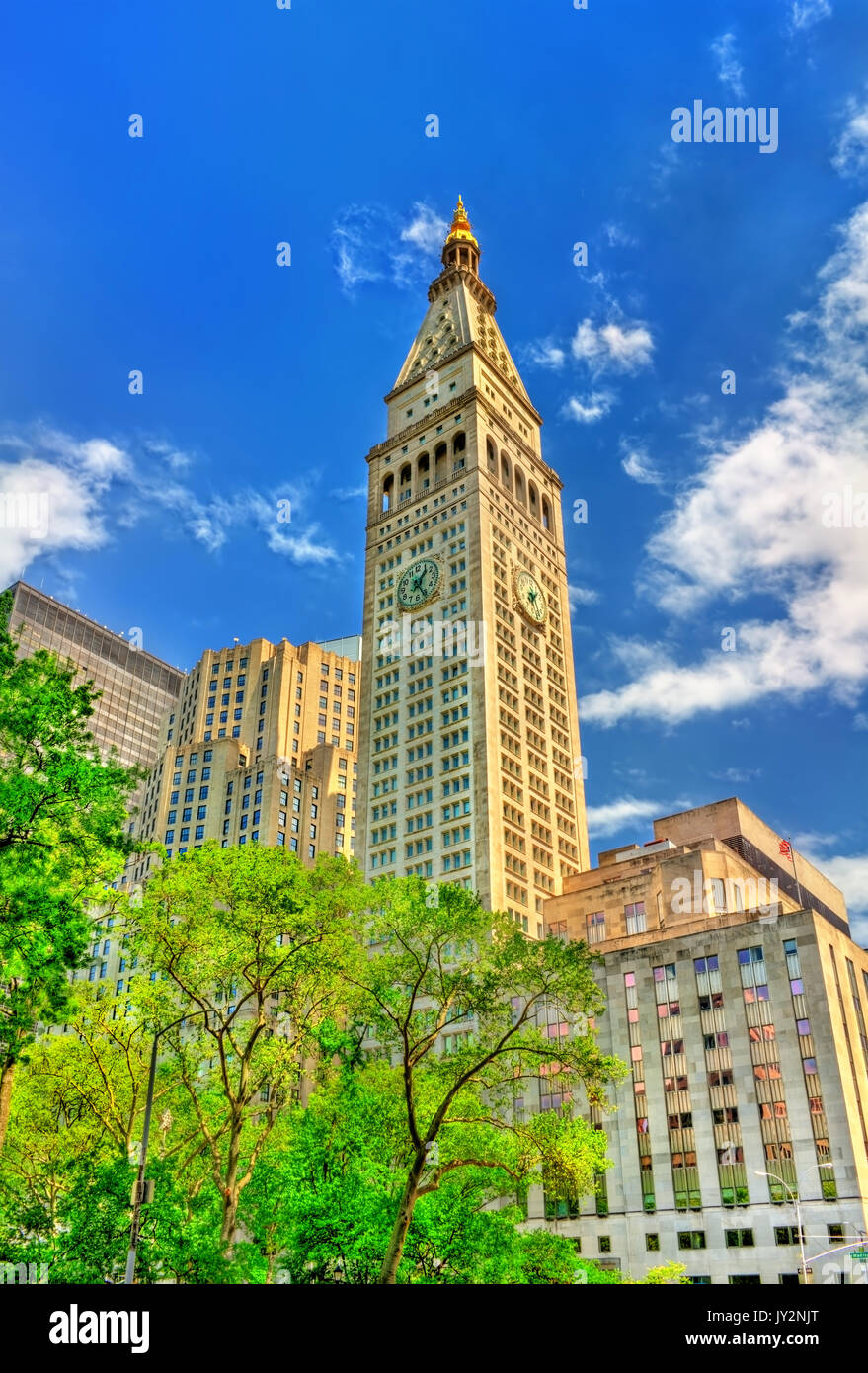 New york life insurance building hi-res stock photography and images ...