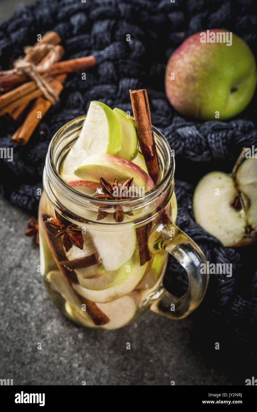 Autumn cocktail. Infused diet detox water with apples and spices ...