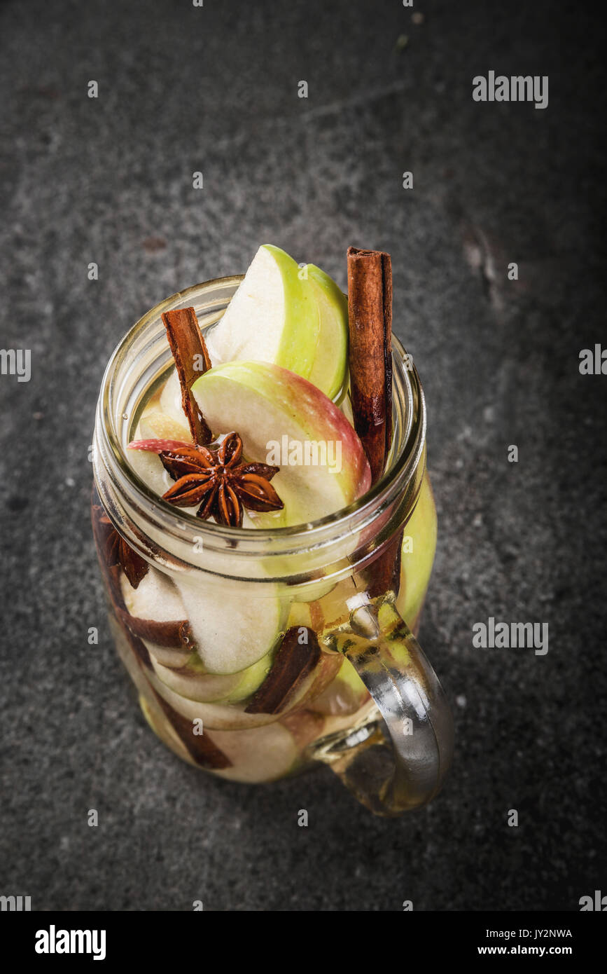 Autumn cocktail. Infused diet detox water with apples and spices ...