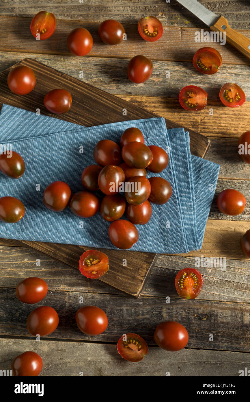 Raw Red Organic Cherry Kamato Tomatoes Ready to Eat Stock Photo - Alamy