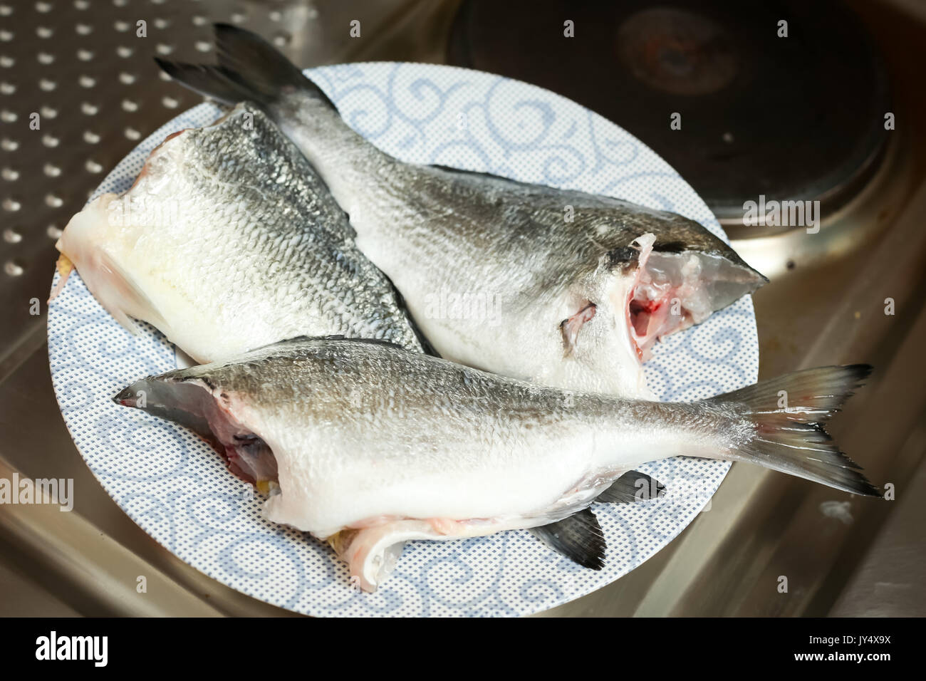 Fish plate fresh prepare hi-res stock photography and images - Alamy