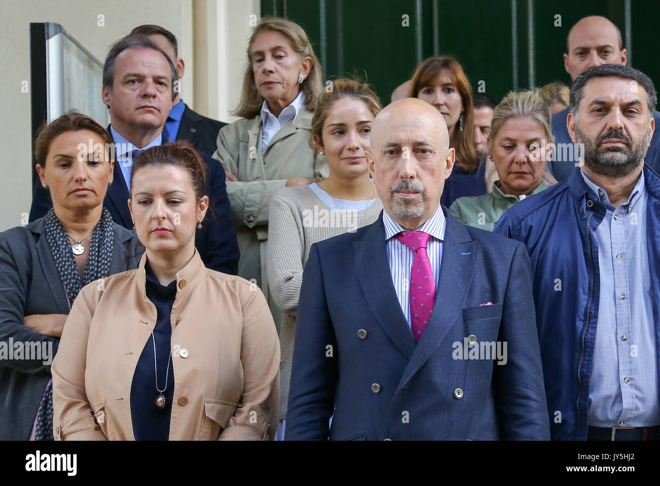 Spanish Embassy. London, UK. 18th Aug, 2017. Staff at the Spanish ...