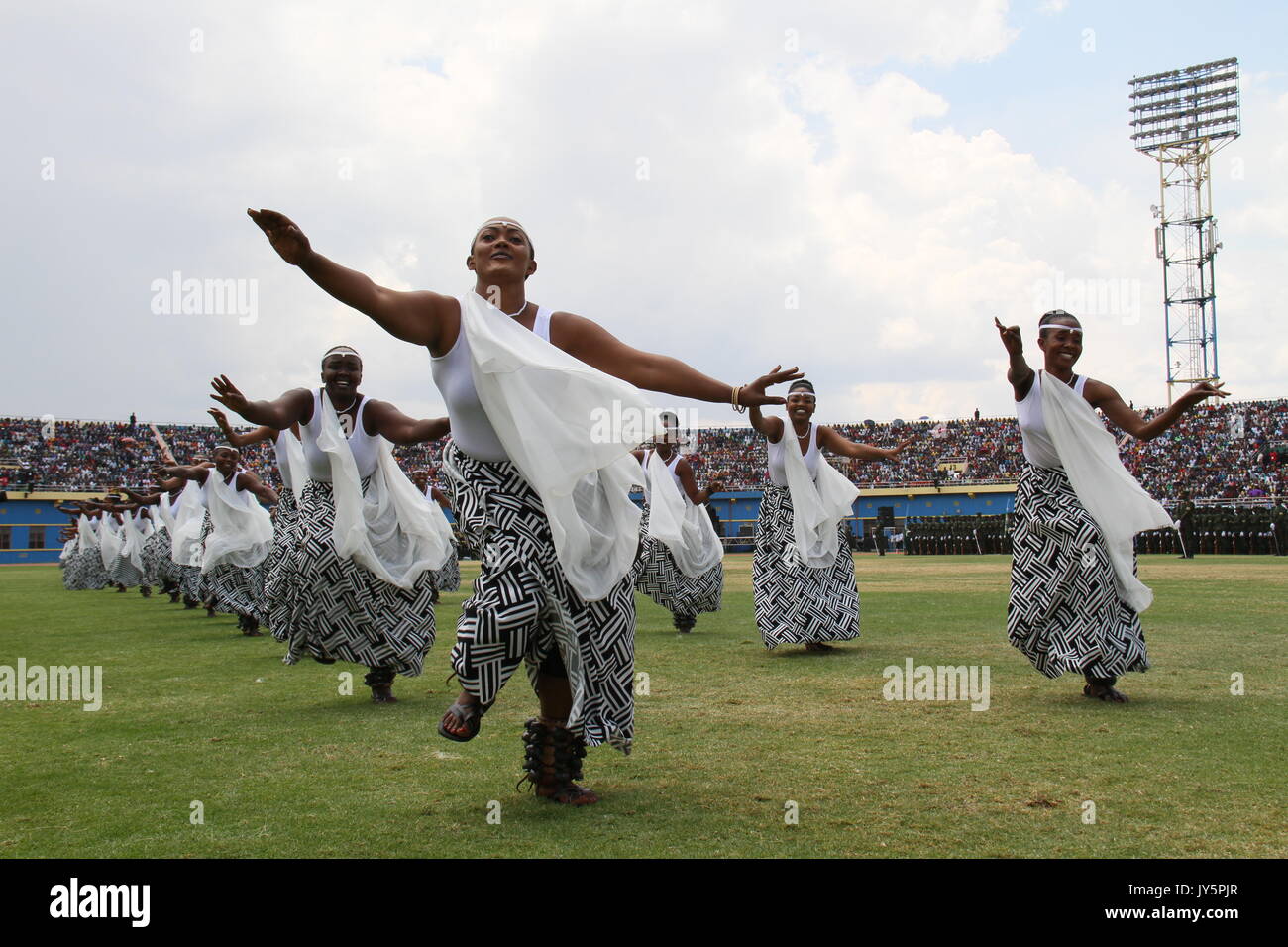 Kigali, Rwanda. 18th Aug, 2017. Rwandan artists dance at the Paul ...