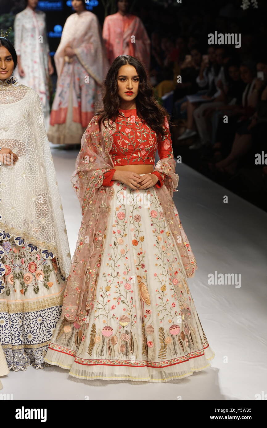 Indianmodels hi-res stock photography and images - Alamy