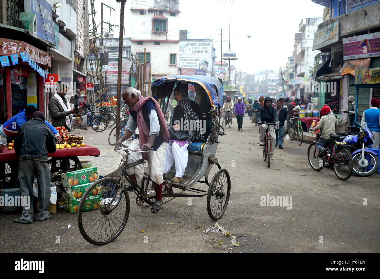 Old tricycle taxi in small town in India Stock Photo - Alamy