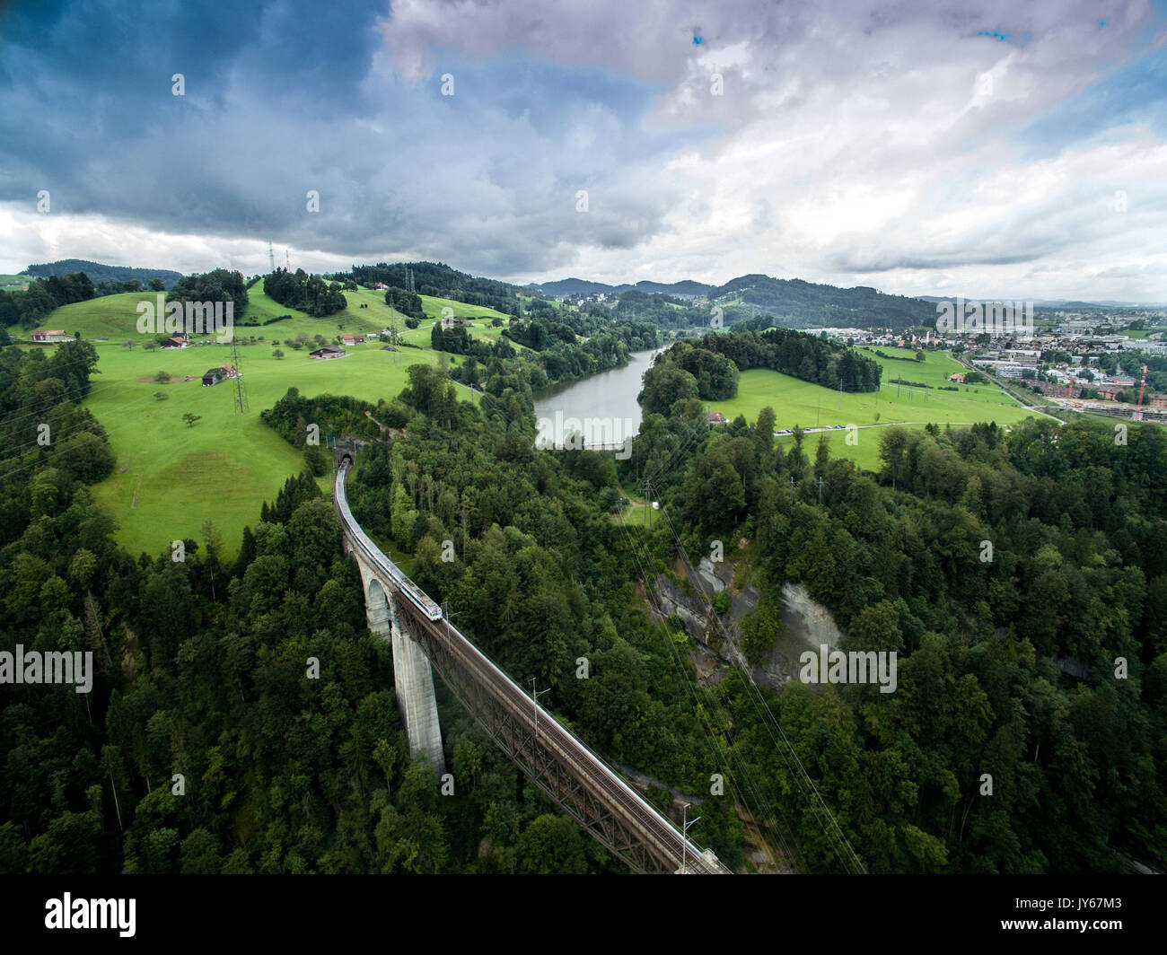 Viadukt St. Gallen *** Local Caption *** Bridge, Railroad, Lake ...
