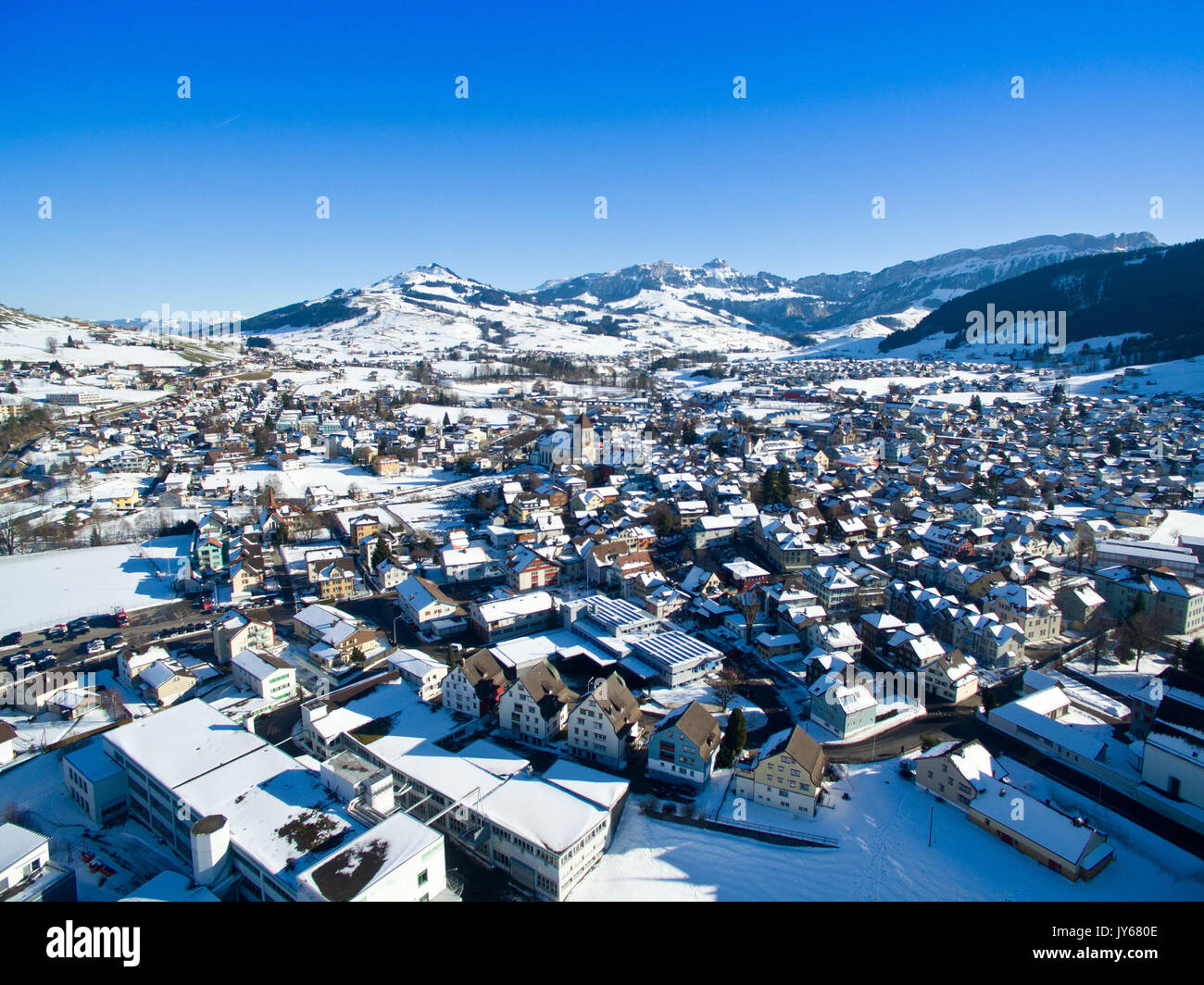 Luftaufnahme der Stadt Appenzell im Winter *** Local Caption ...