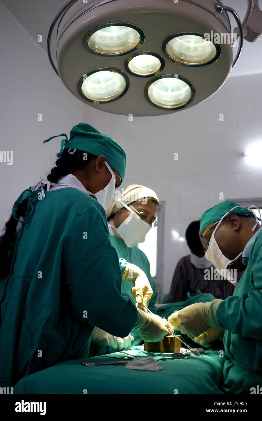 Basic surgery in hospital in India Stock Photo - Alamy