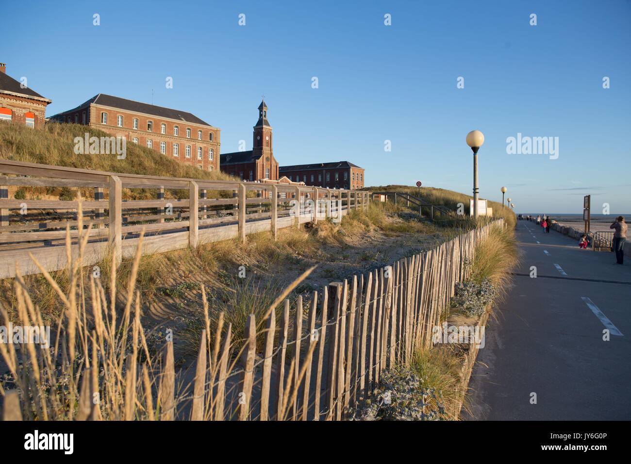 Berck sur plage hi-res stock photography and images - Alamy