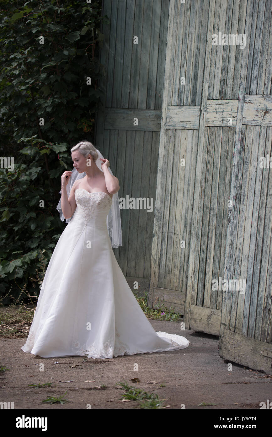 Abandoned Bride and Decay at Platt's Eyot Island Hampshire Stock Photo ...