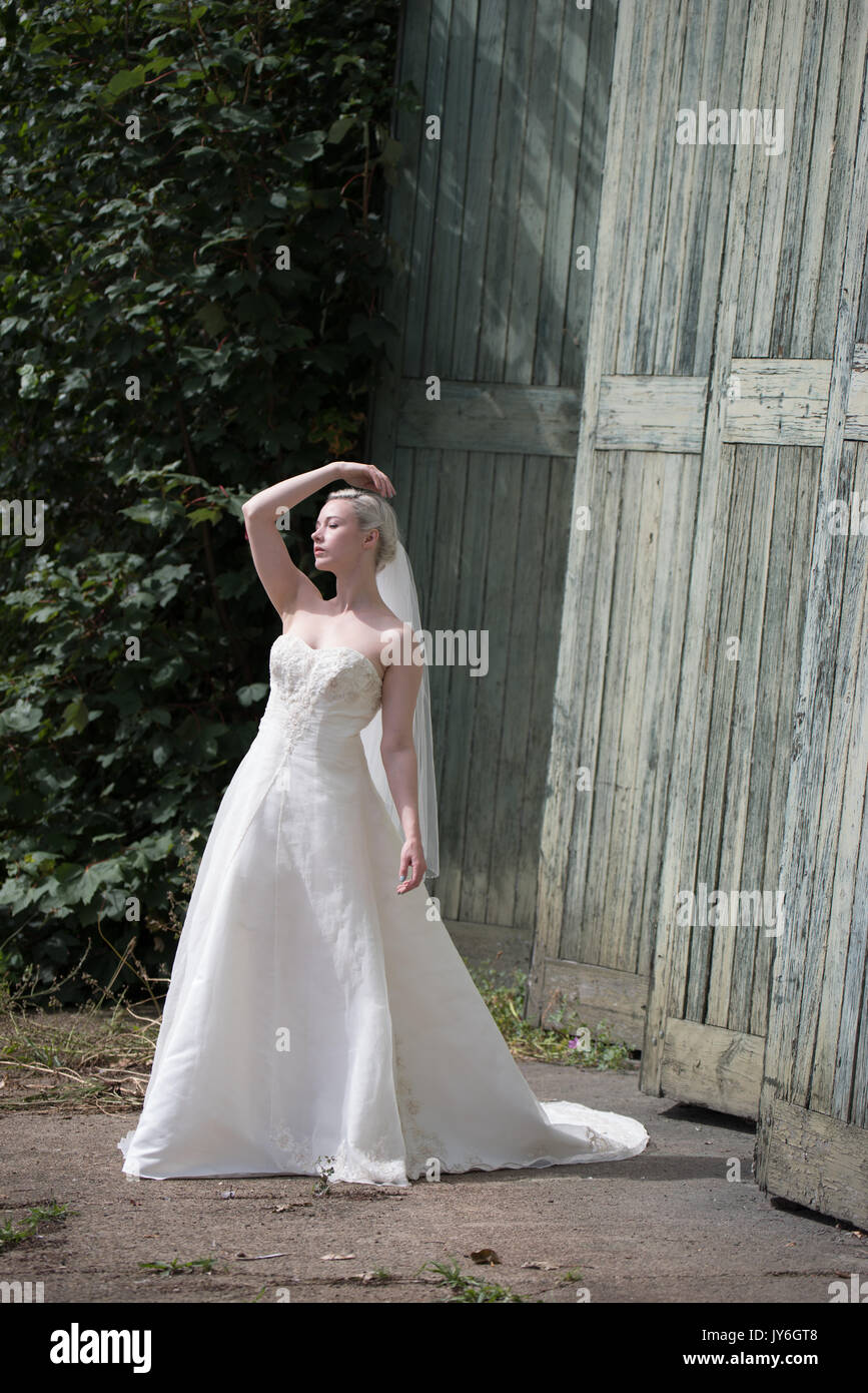 Abandoned Bride and Decay at Platt's Eyot Island Hampshire Stock Photo ...