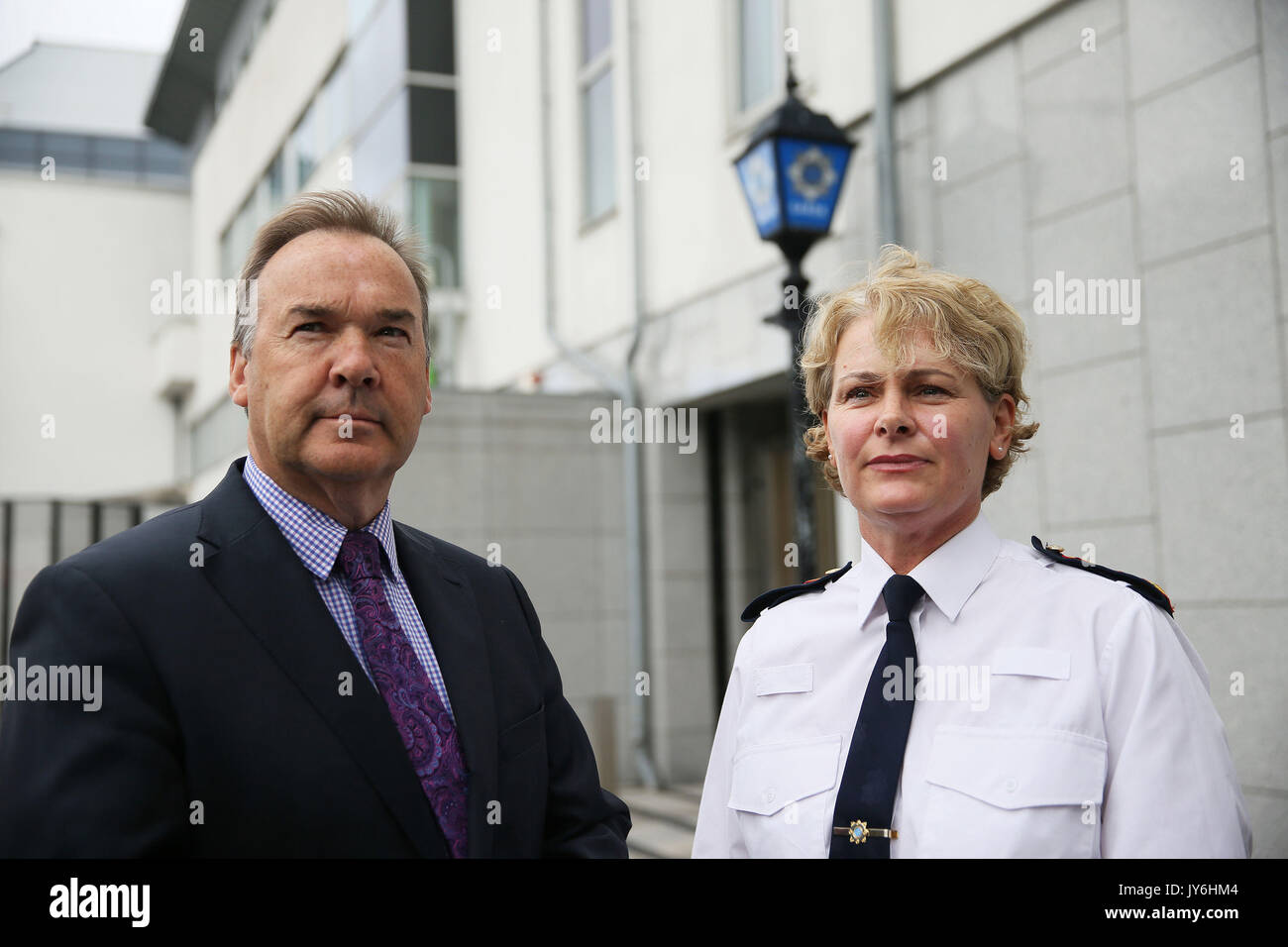 Detective superintendent colm fox speaking hi-res stock photography and ...