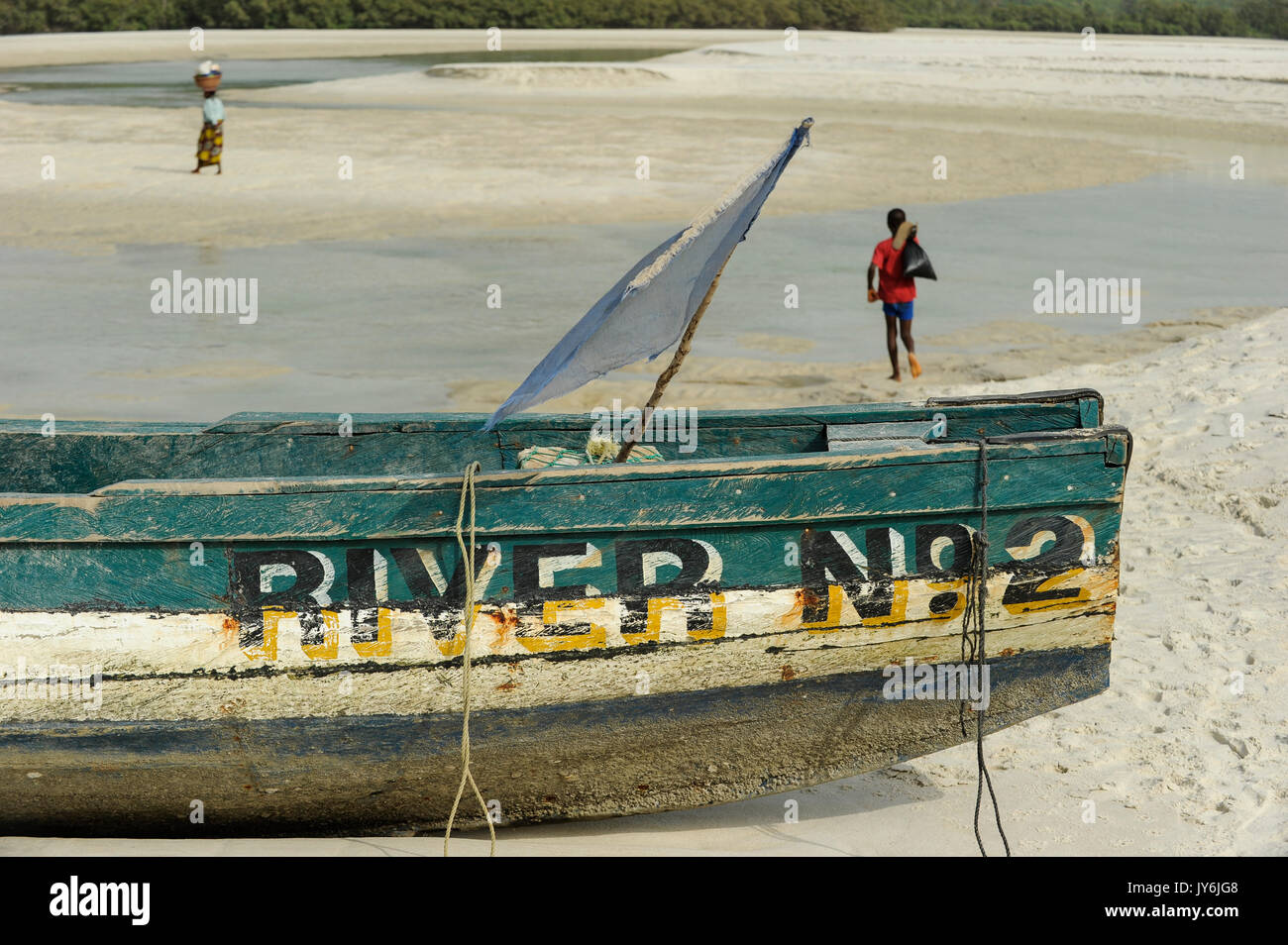 SIERRA LEONE, Freetown, beach river No. 2 Stock Photo - Alamy