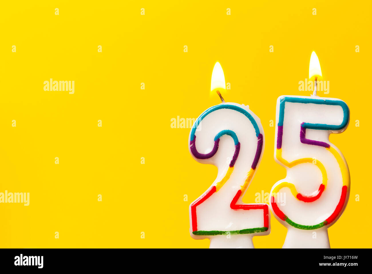 Number 25 candle hi-res stock photography and images - Alamy
