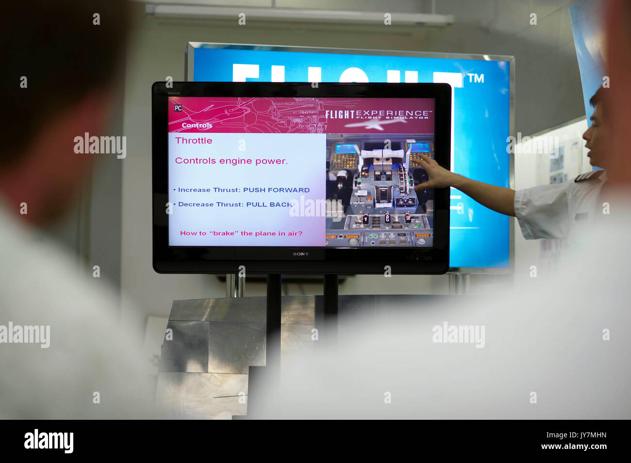 Boeing pilot simulator hi-res stock photography and images - Alamy