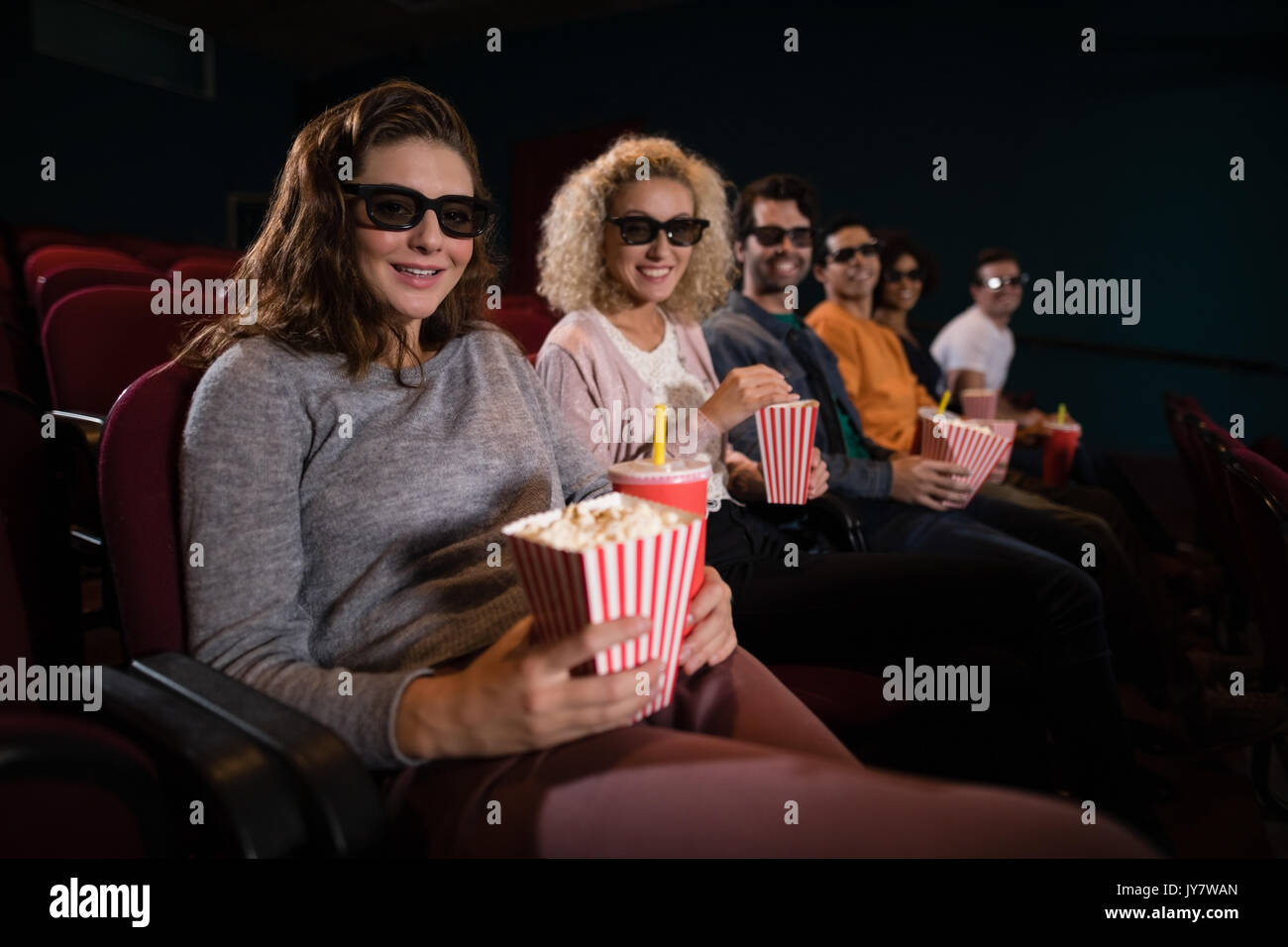 3d people in movie theatre hi-res stock photography and images - Alamy