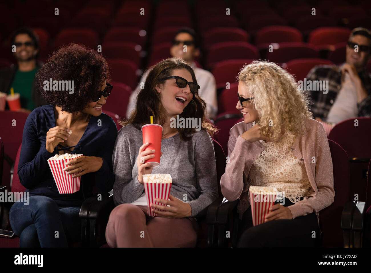 3d people in movie theatre hi-res stock photography and images - Alamy