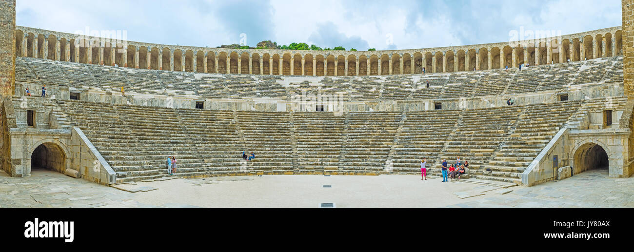 Theatron ancient greek theater hi-res stock photography and images - Alamy
