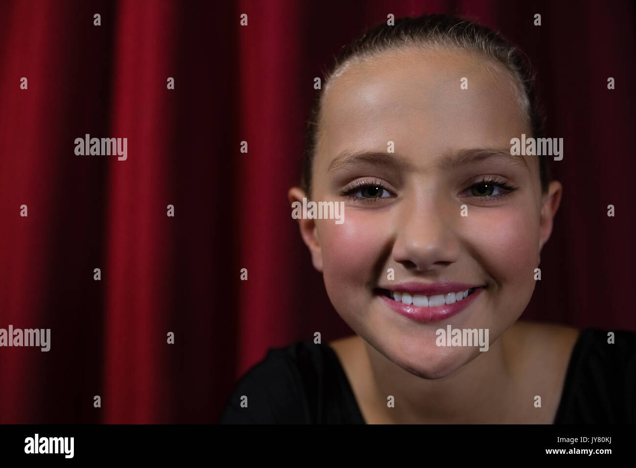 Portrait of smiling ballerina Stock Photo - Alamy
