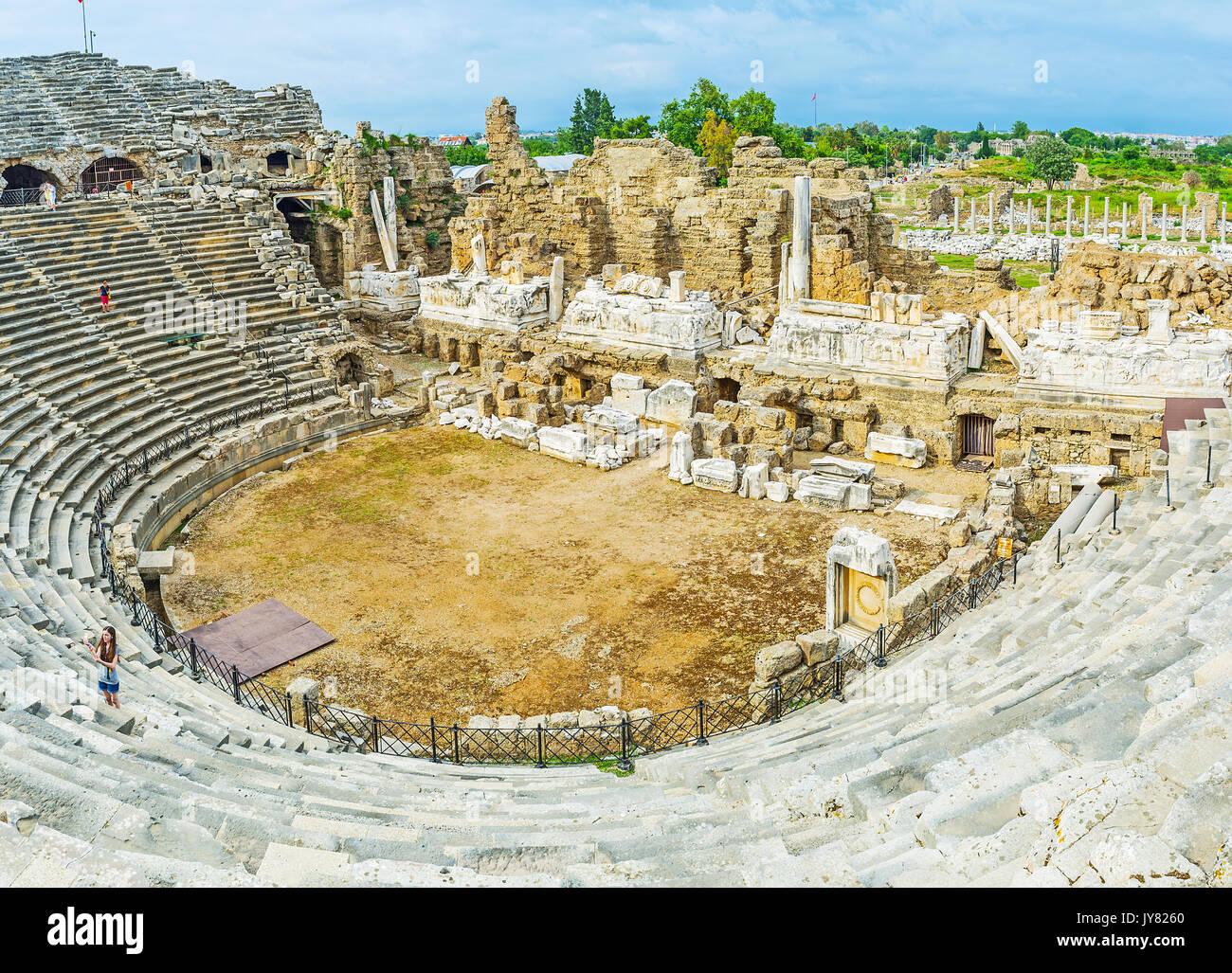 Theatron ancient greek theater hi-res stock photography and images - Alamy