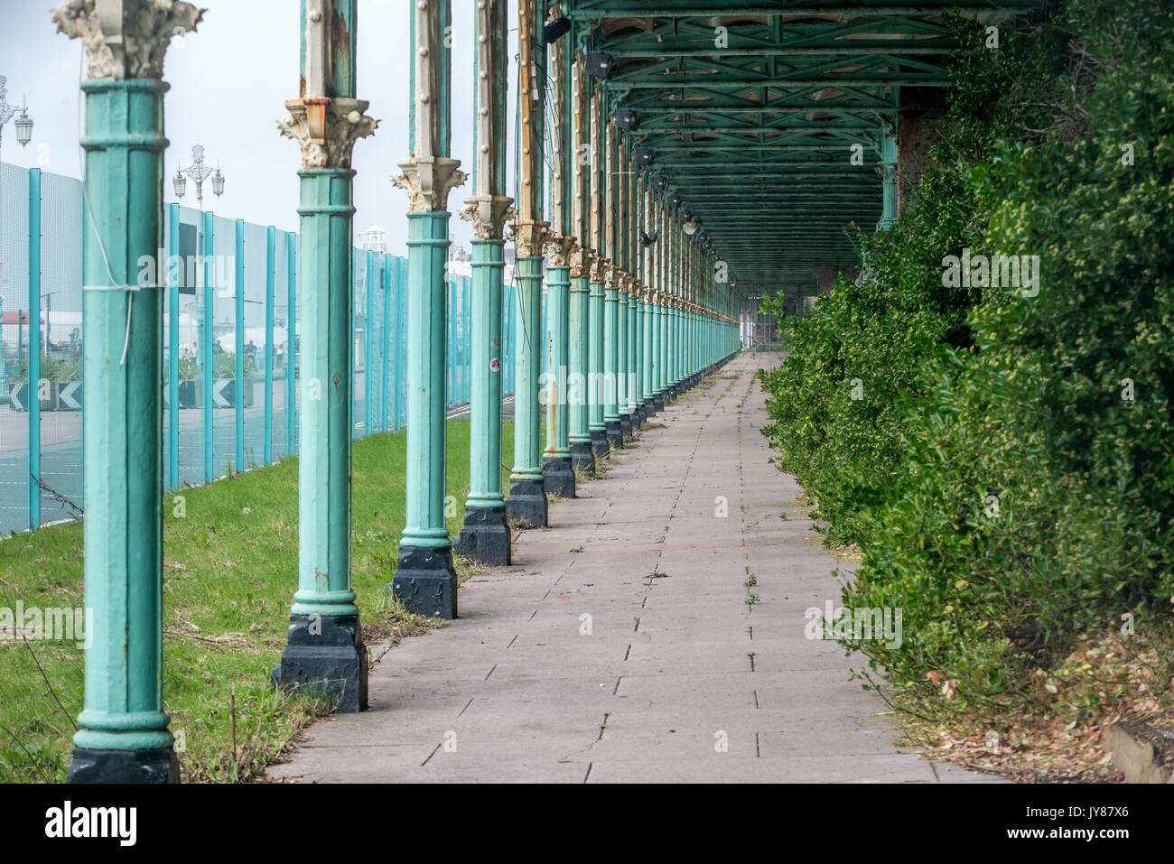 Marine Parade arches on Brighton seafront Stock Photo - Alamy