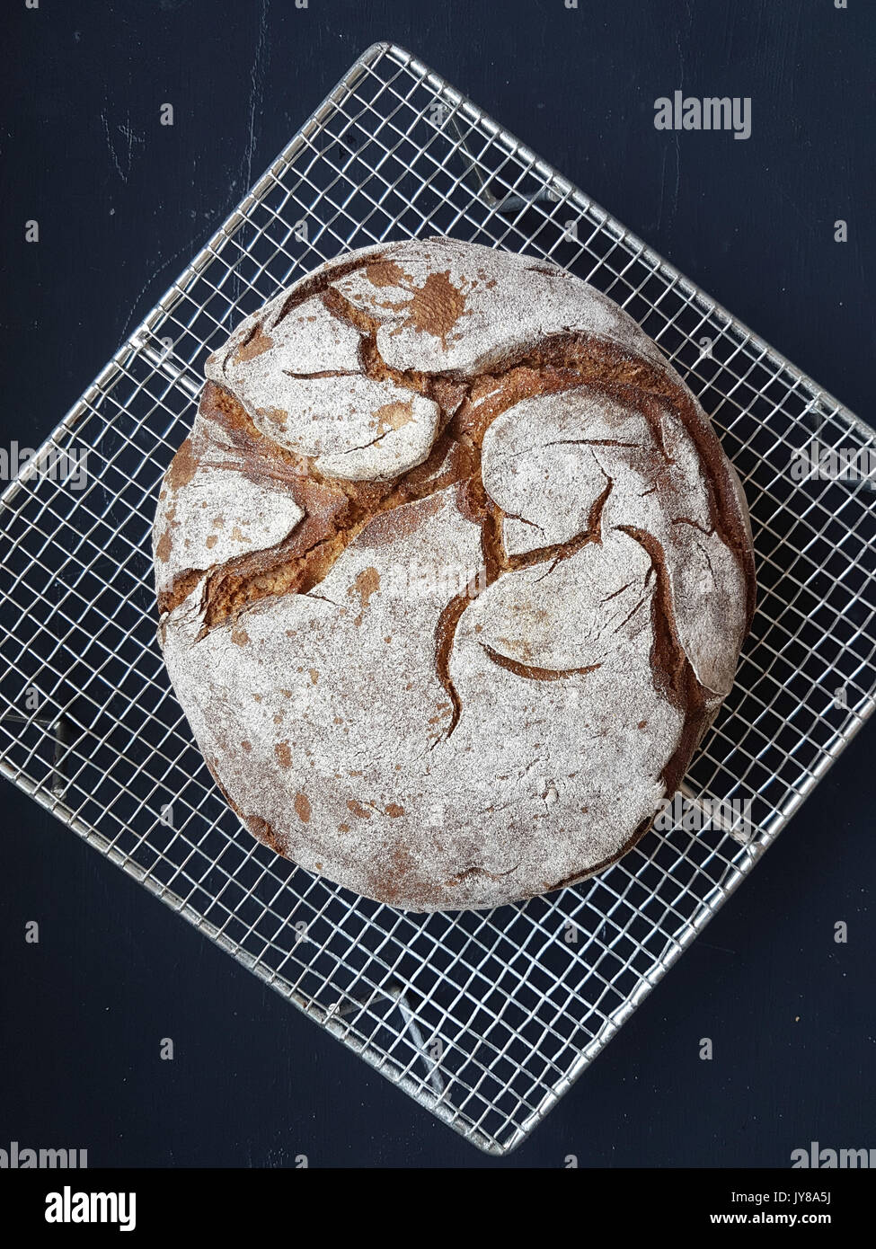 Wheat round hi-res stock photography and images - Alamy