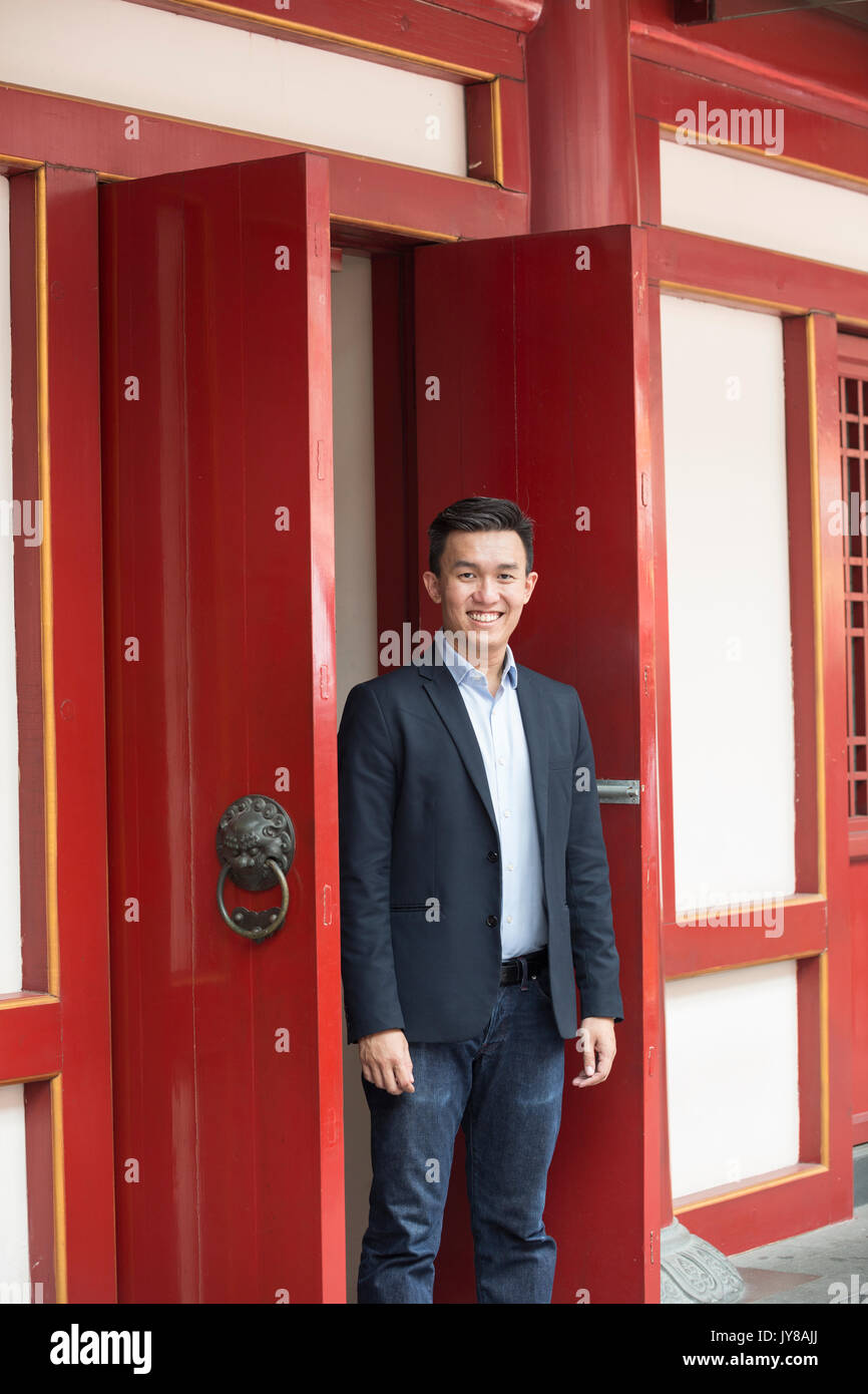 Smart city asian chinese businessmen hi-res stock photography and ...