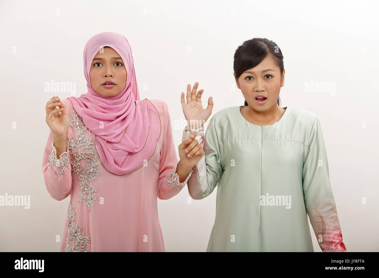 Scared expression hi-res stock photography and images - Alamy