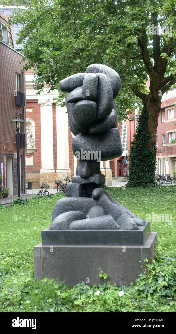 Modern german sculpture hi-res stock photography and images - Alamy