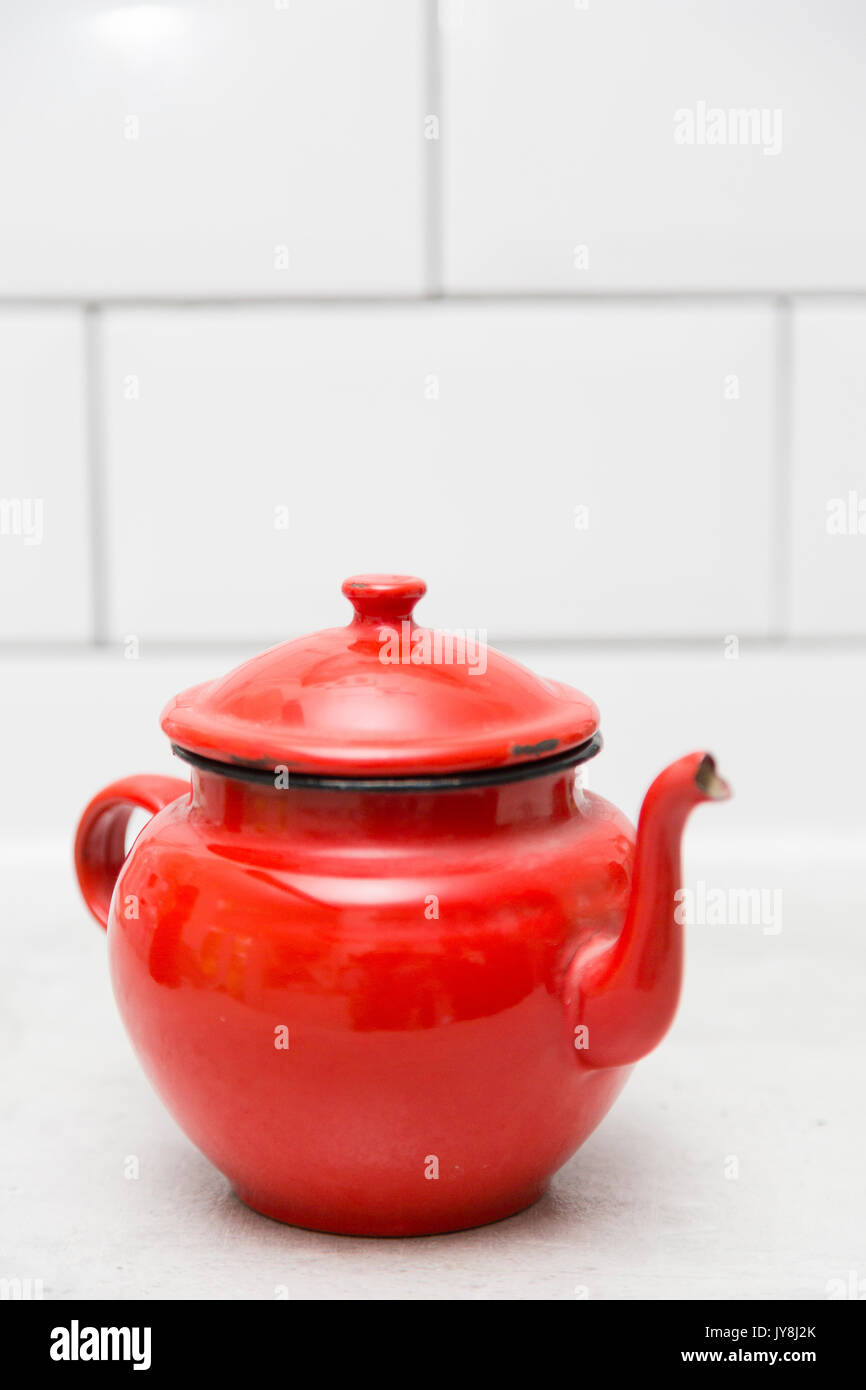 Enamel design hi-res stock photography and images - Alamy