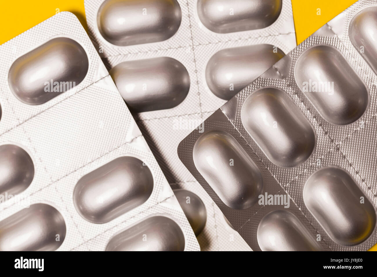 Blister drug pack of medical tablets Stock Photo - Alamy