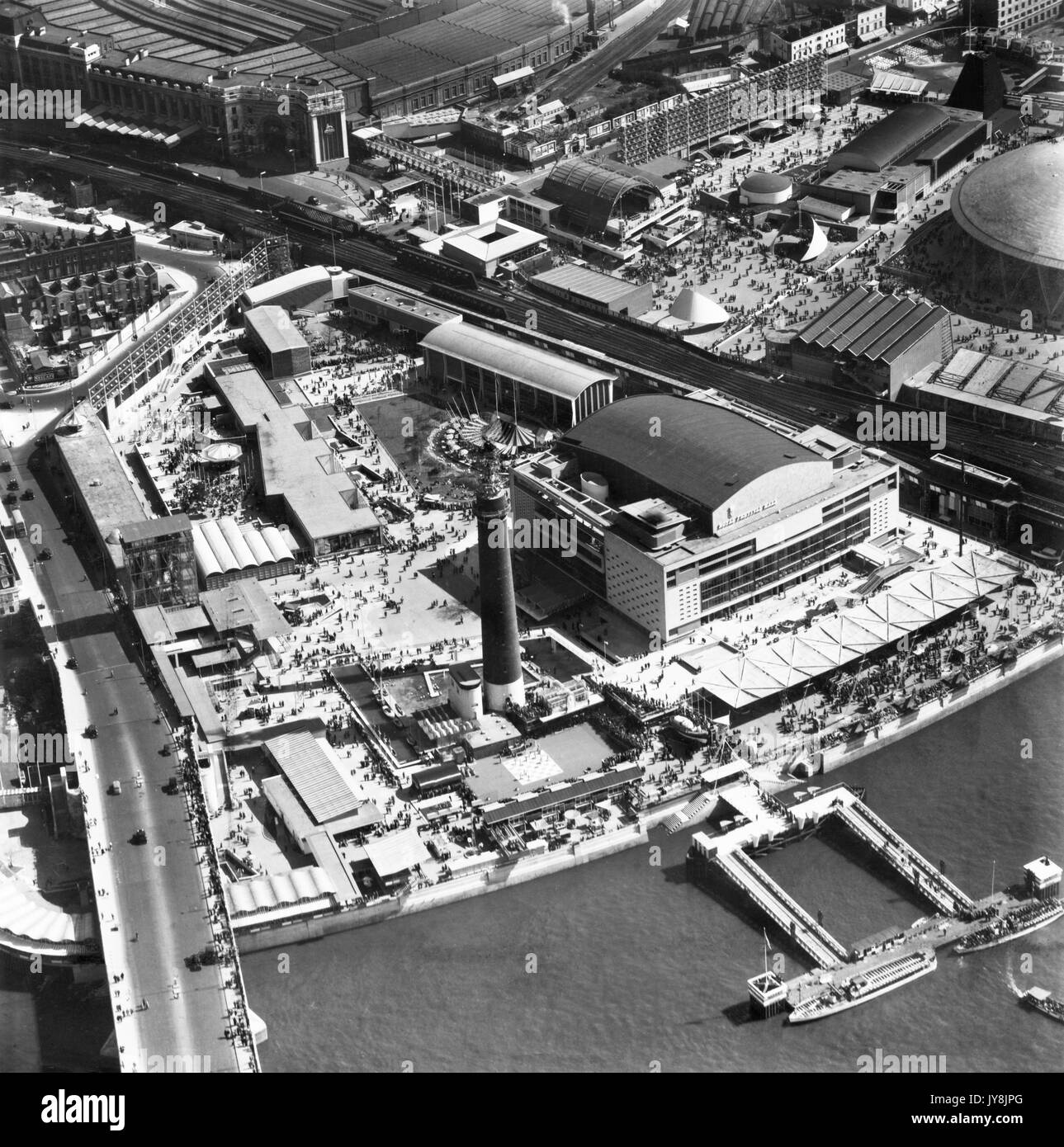 Royal festival hall 1951 hi-res stock photography and images - Alamy