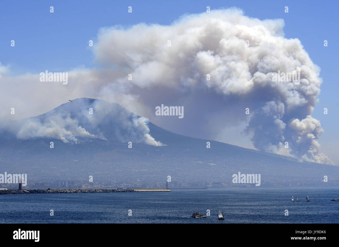 The view from Naples of a wildfire at the Vesuvius National Park Where ...