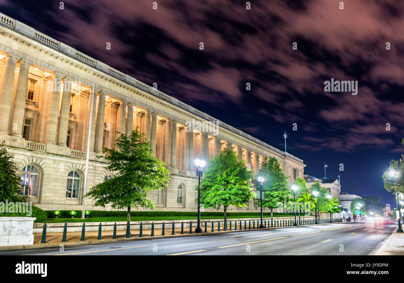Federal style house High Resolution Stock Photography and Images - Alamy