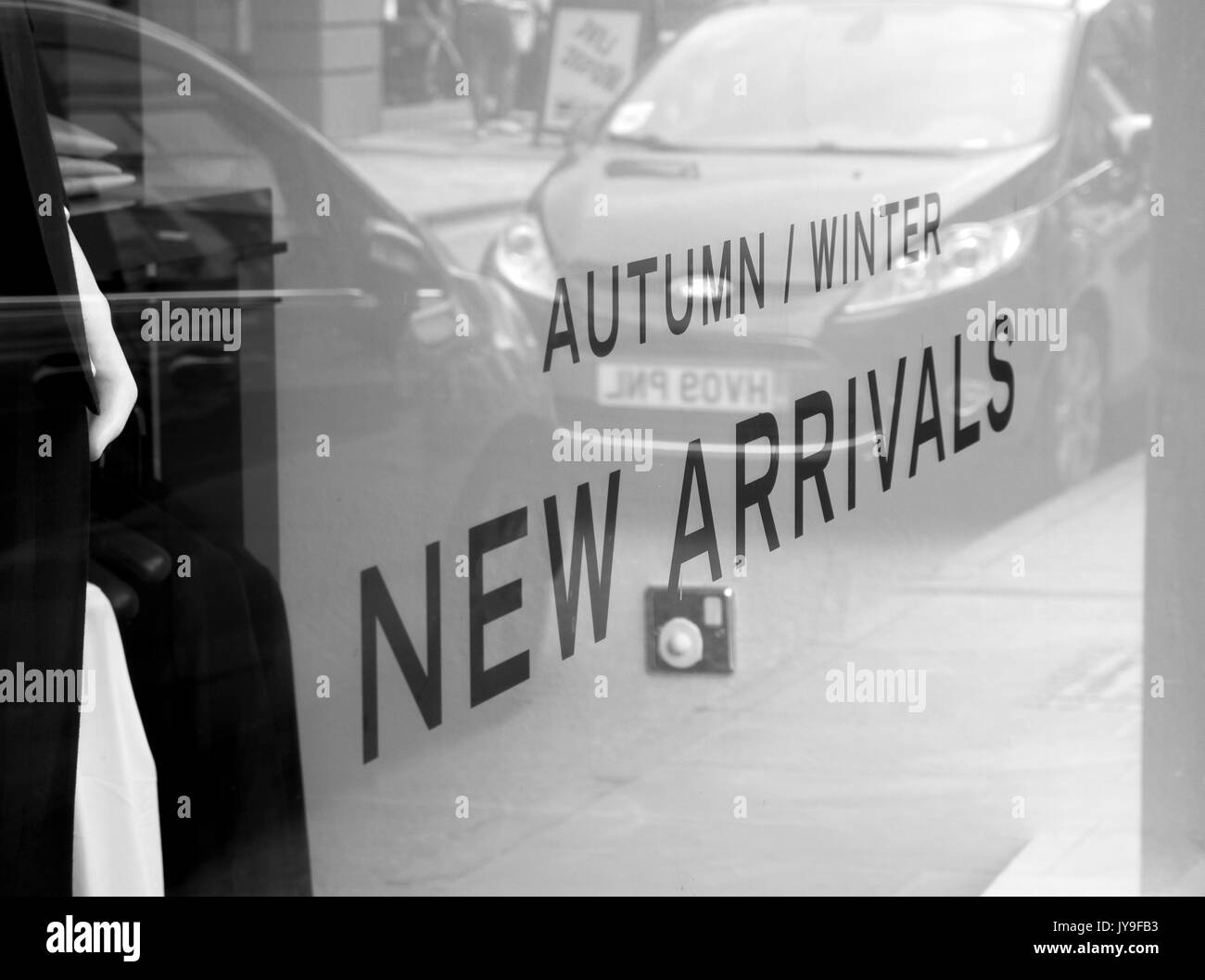 New arrivals sign hi-res stock photography and images - Alamy