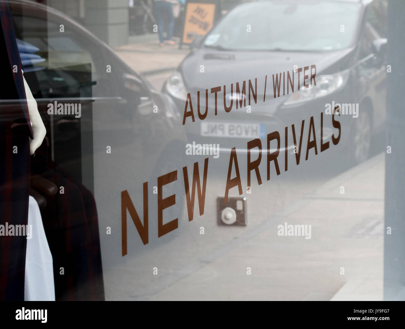 New arrivals sign hi-res stock photography and images - Alamy