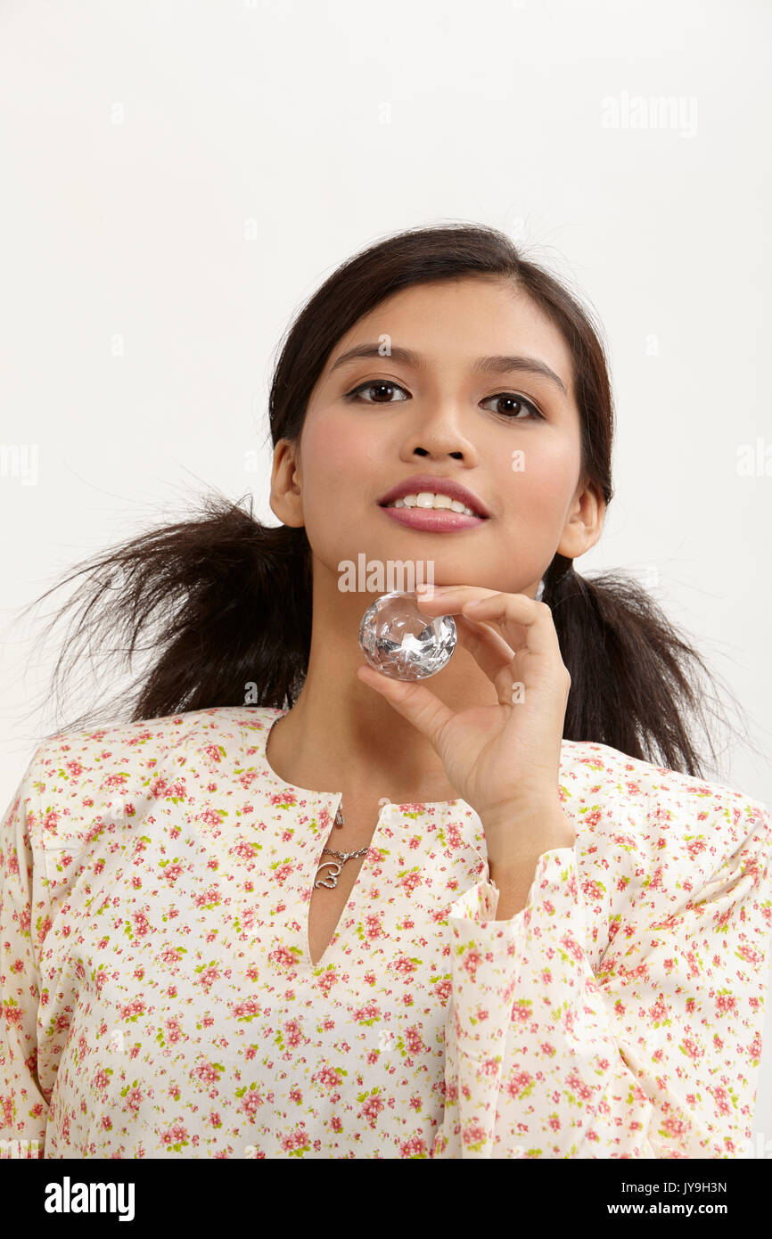 Giant diamond ring hi-res stock photography and images - Alamy