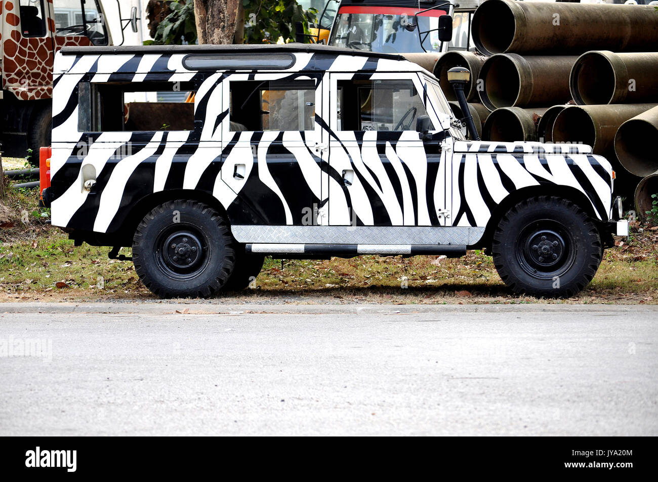 Four wheeled drive hi-res stock photography and images - Alamy