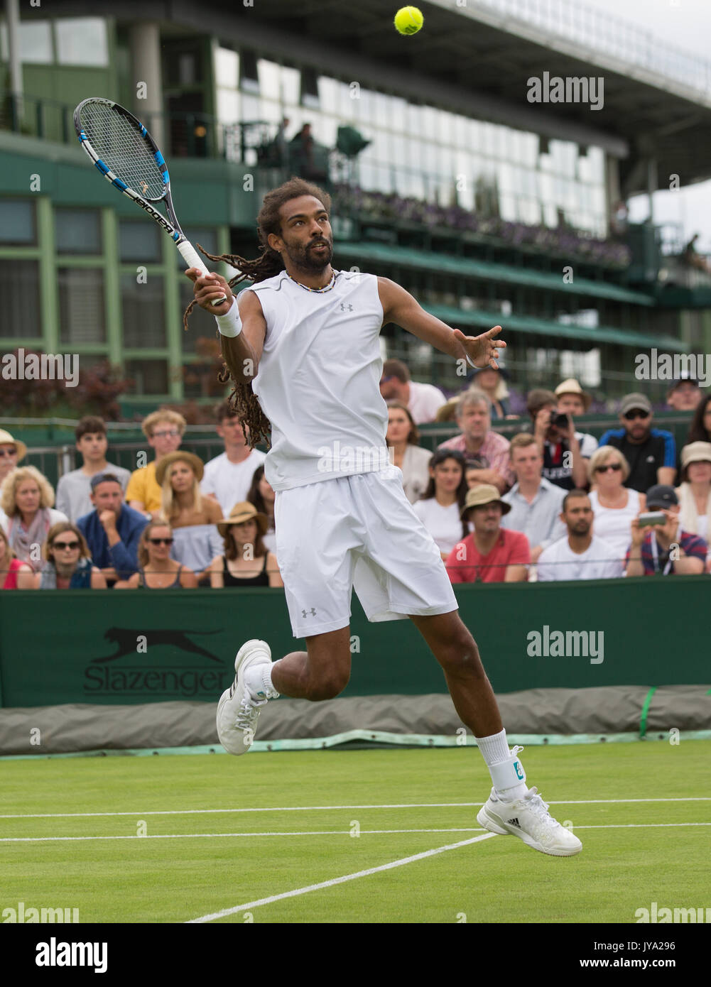 Action concentration hi-res stock photography and images - Alamy