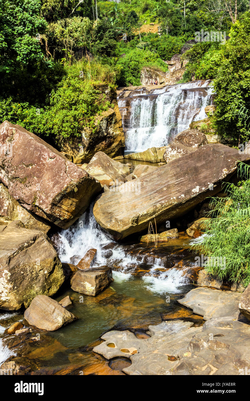Devon falls sri lanka hi-res stock photography and images - Alamy