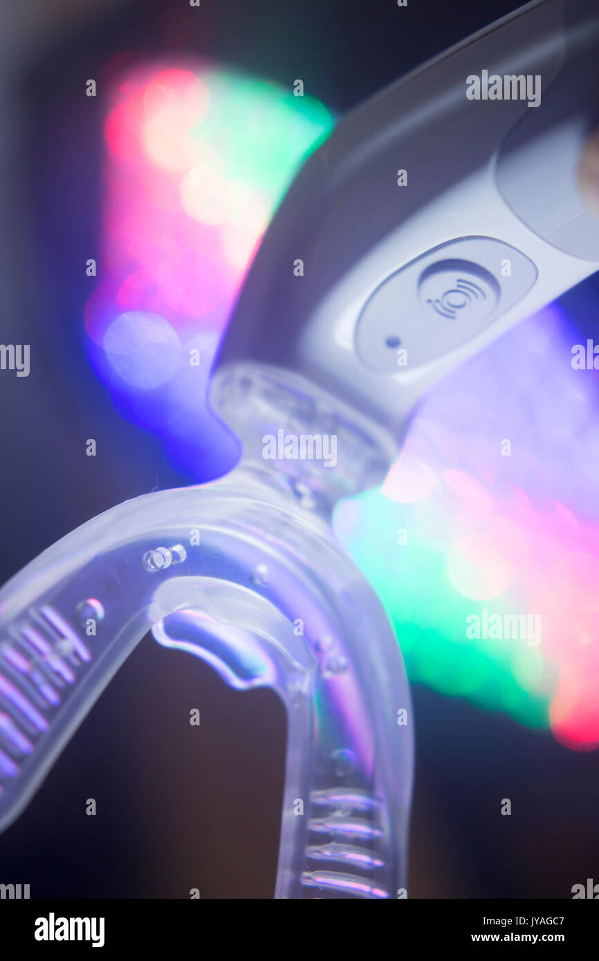 Dental bracket aligner accelerator vibrator for orthodontic ...