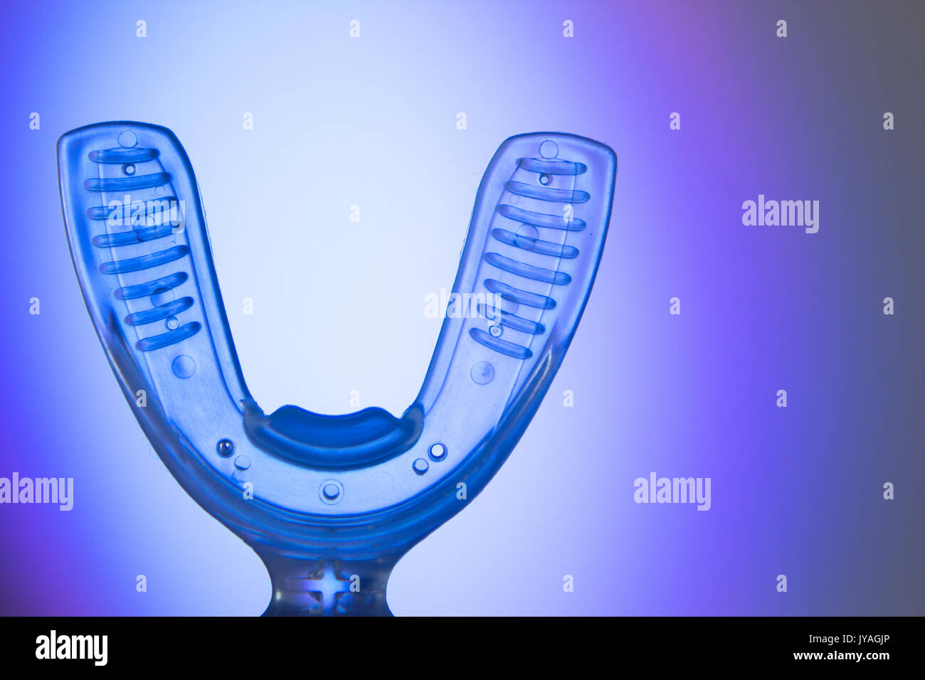 Dental bracket aligner accelerator vibrator for orthodontic ...