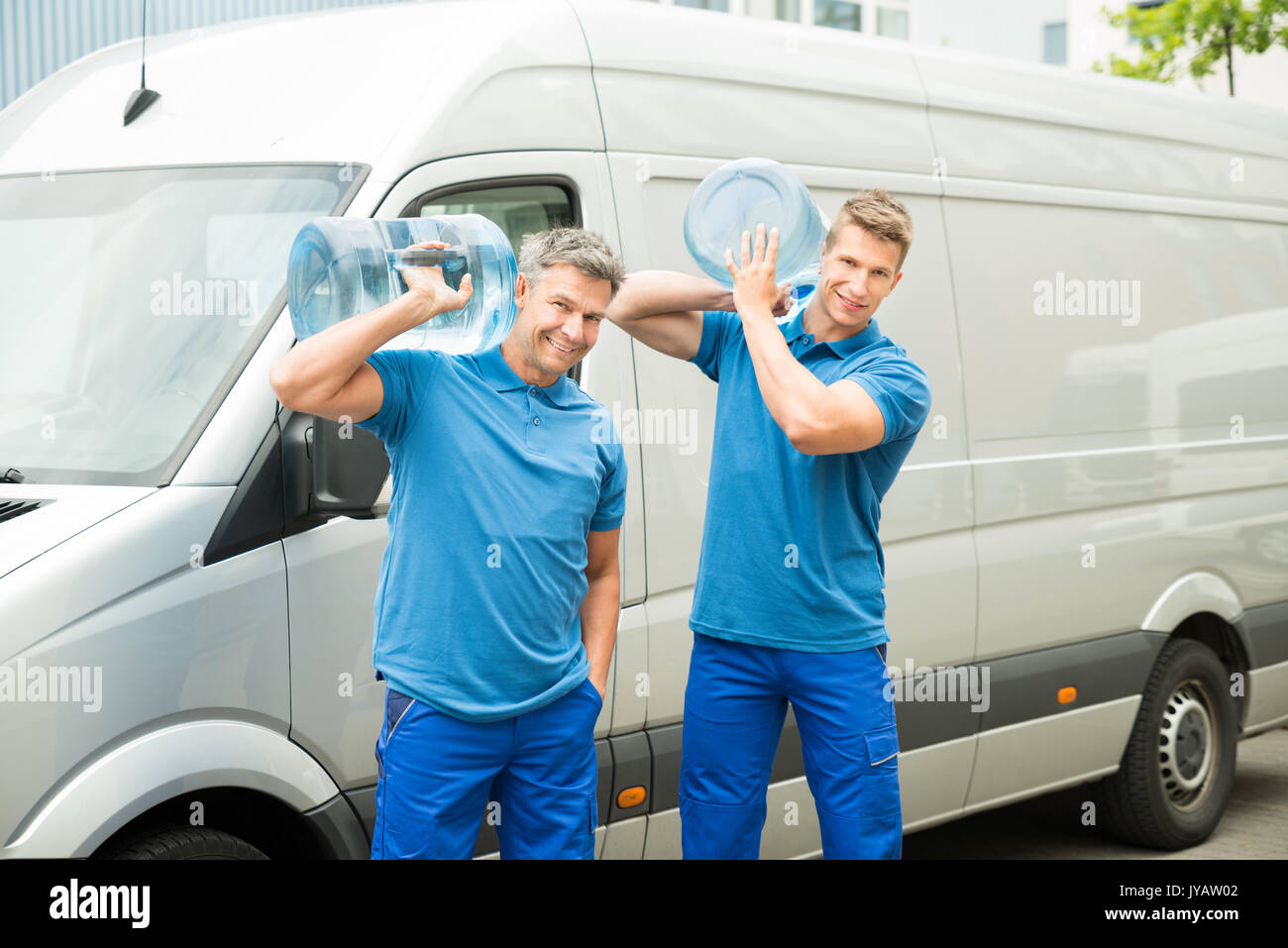 Water delivery delivering truck hi-res stock photography and images - Alamy