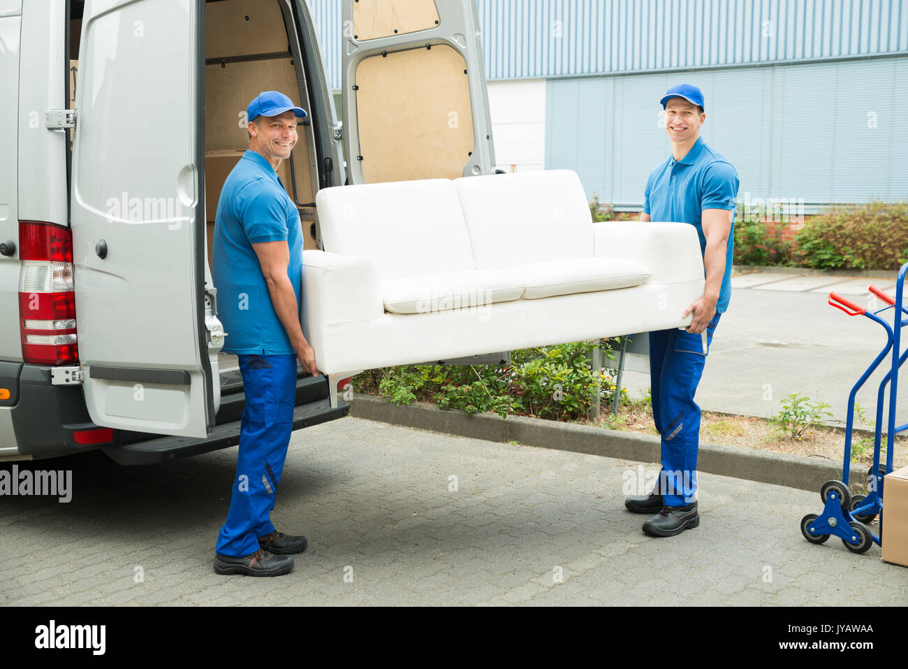 Man removing boxes hi-res stock photography and images - Alamy