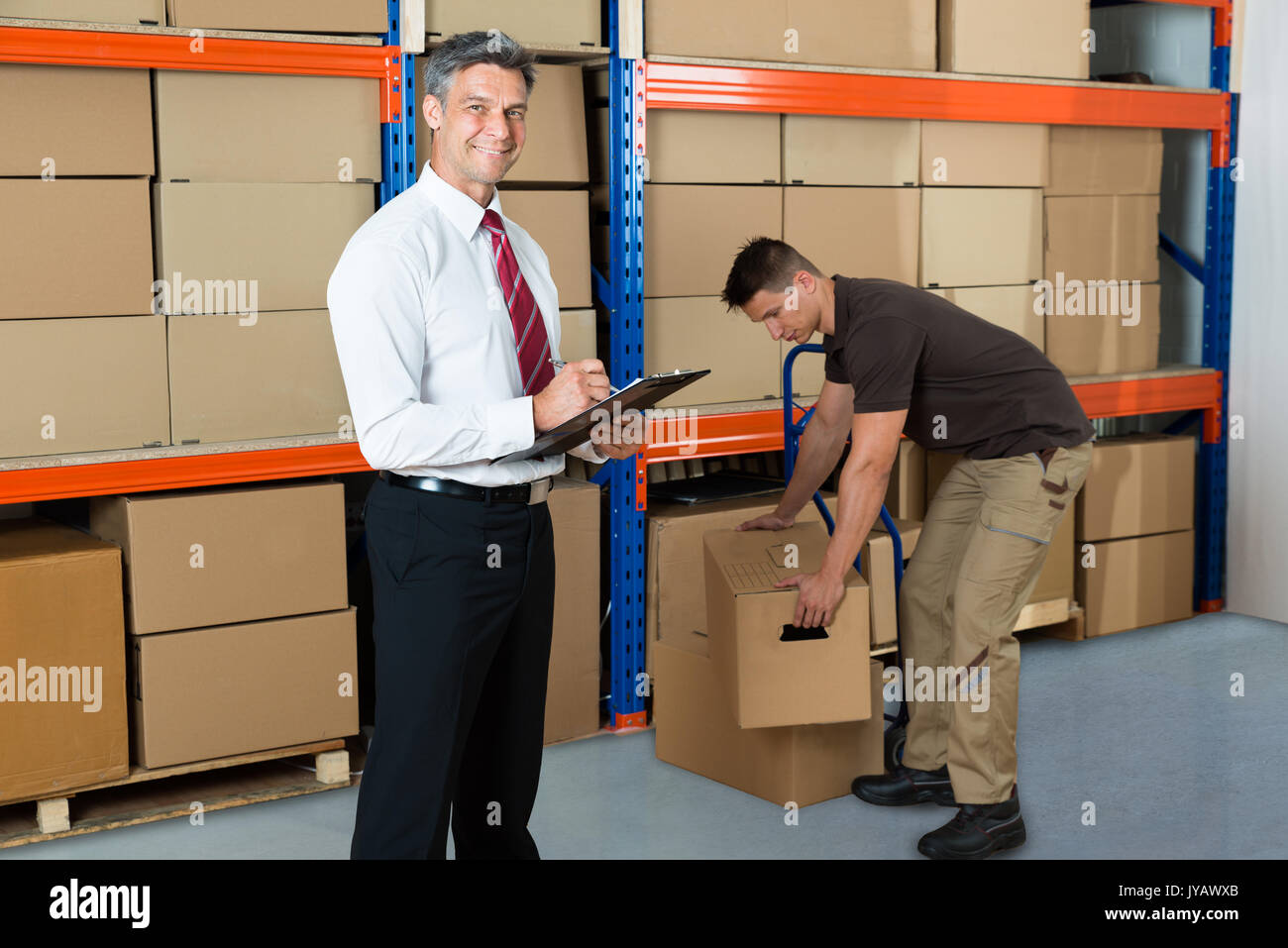 Checklist packing hi-res stock photography and images - Alamy