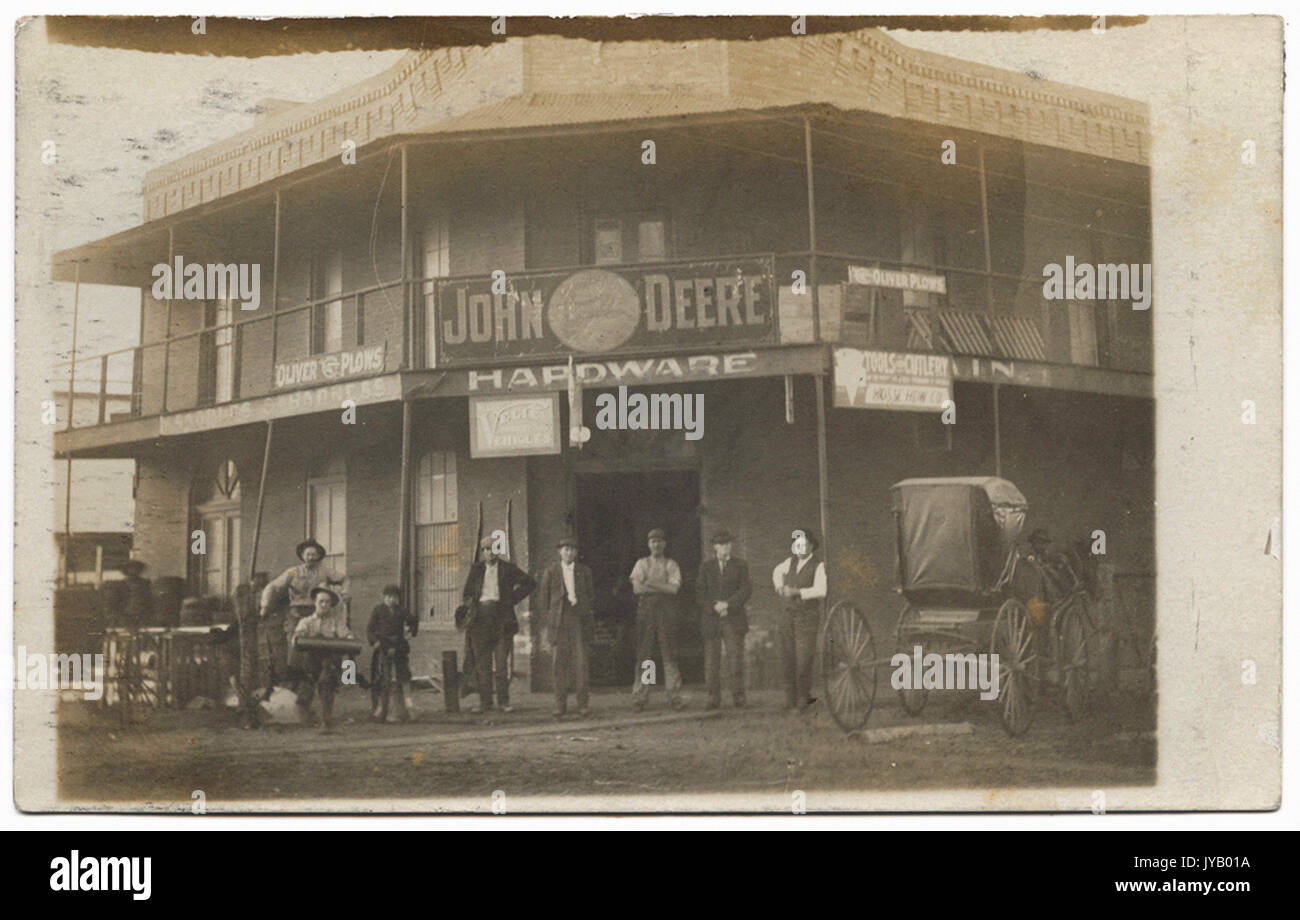 Kosse Hardware Co., Kosse, Texas Stock Photo - Alamy