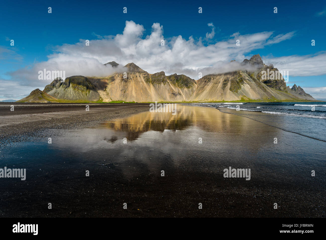 Stokksnes vestrahorn mountains iceland hi-res stock photography and ...