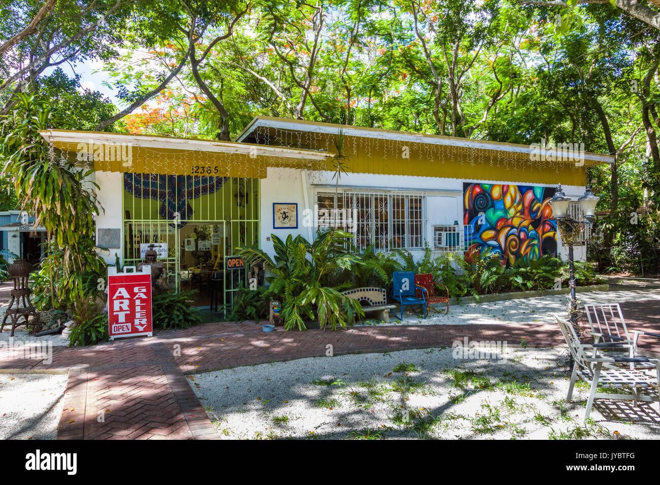 Cauley square historic railroad village hi-res stock photography and ...